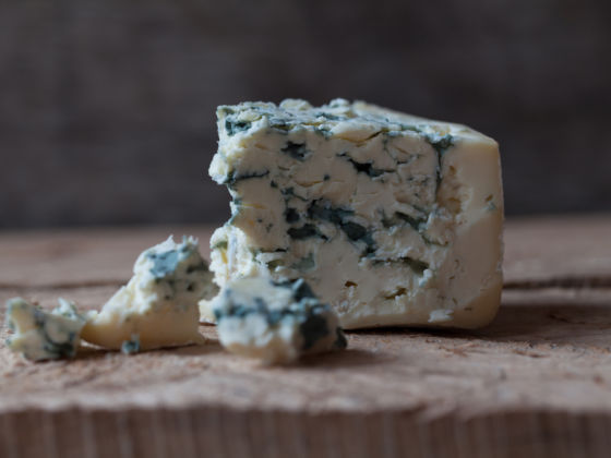 Why is blue cheese blue and how blue cheese was invented, best blue cheese