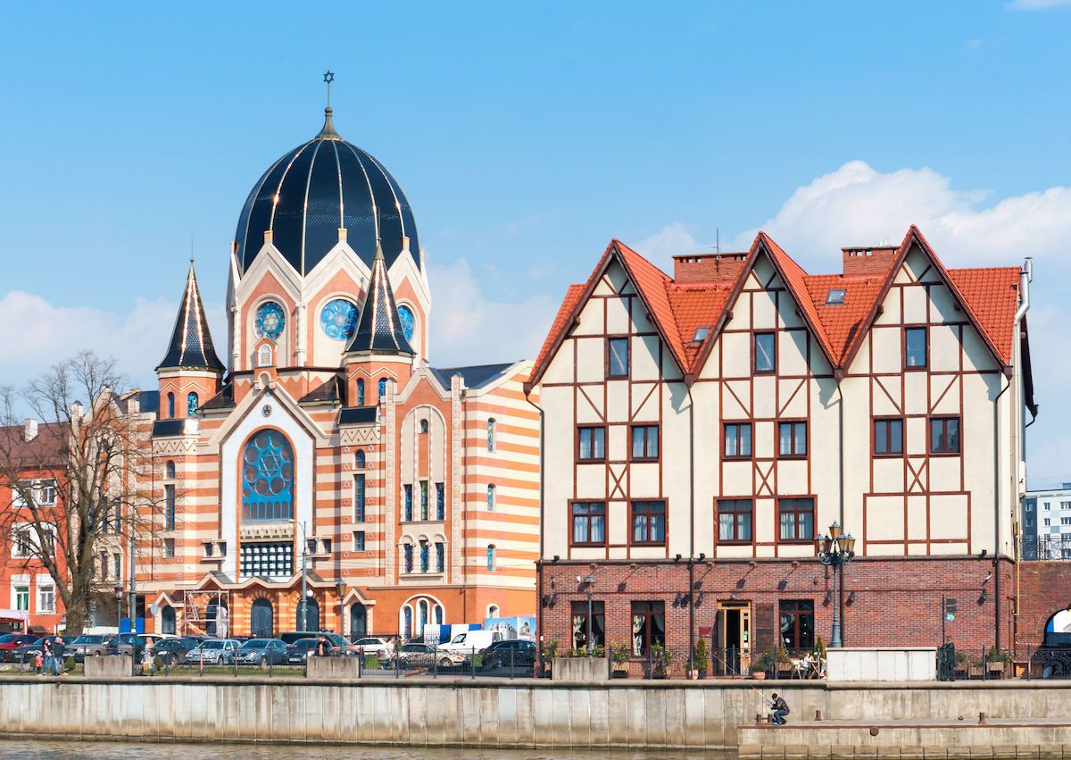 What is an exclave, examples of exclaves around the world