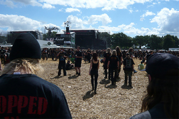 12 tips for surviving your first European heavy metal festival ...