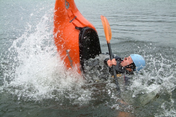 A beginner's guide to playboating - Matador Network